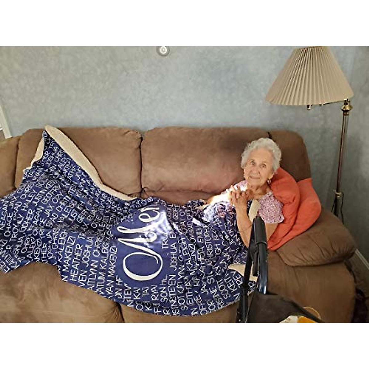 Personalized Name Blanket for Your Family, Custom Throw Blanket with Name, Best Gift for Daughter, Mom, Dad, Grandma. Great Gift for Birthday, Christmas, Graduation, Mother Day, Wedding Gift