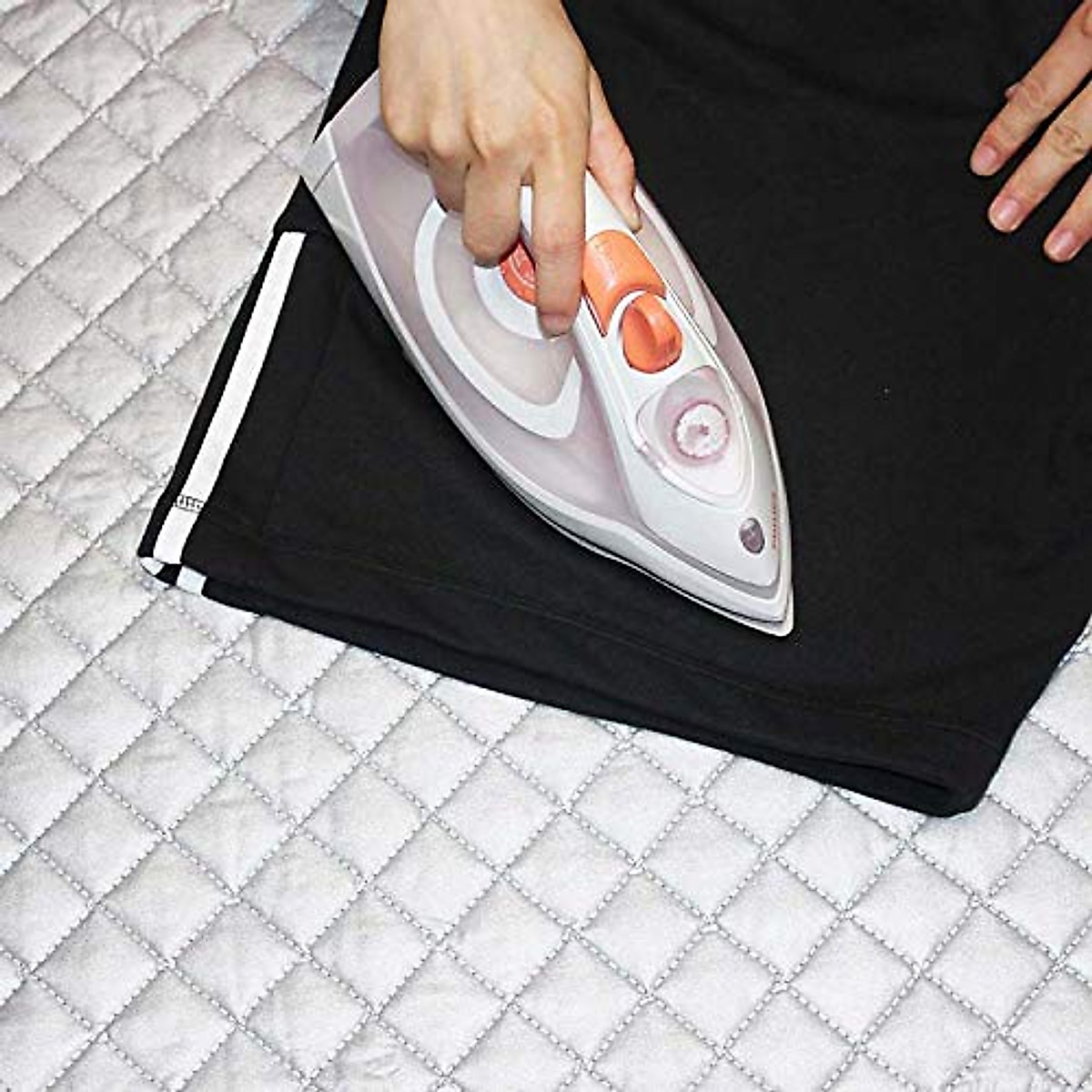 Ironing PadMat Iron Anywhere Portable Travel Ironing Blanket100%Cotton Quilted Protect Surfaces Weighted Corners Cover for Washer Dryer Table Top Countertop Small Ironing Board 18" x 31