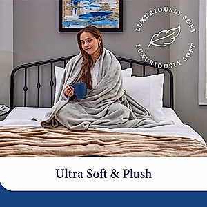 Cosy House Collection Everyday 1500 Series Fleece Blanket - Couch & Travel Essentials - All Season, Stays Fresh & Clean - Soft, Breathable & Skin-Friendly (Throw, Turquoise)