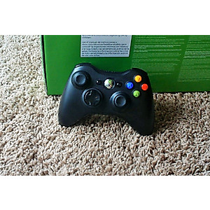 Microsoft Xbox 360 S 250GB System Kinect Bundle