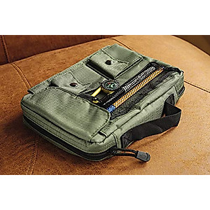 Compass Bible Cover, Zippered, with Handle, Nylon, Green, Medium