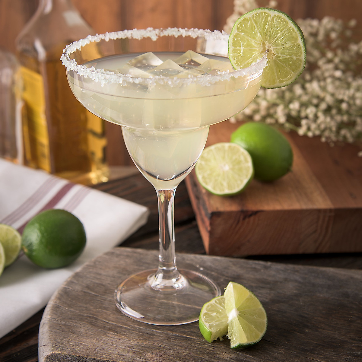 Carlisle FoodService Products Alibi Margarita Glass for Restaurants, Catering, Kitchens, Plastic, 16 Ounces, Clear, (Pack of 24)