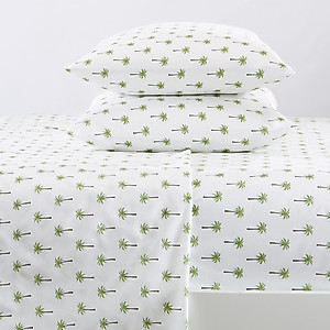 4-Piece Queen Coastal Microfiber Sheet Set | Nautical-Printed, Ultra-Soft Sheets | Wrinkle & Fade Resistant Beach-Themed Prints & Patterns Bedding Sheets & Pillowcases. (Queen, Palm Tree)