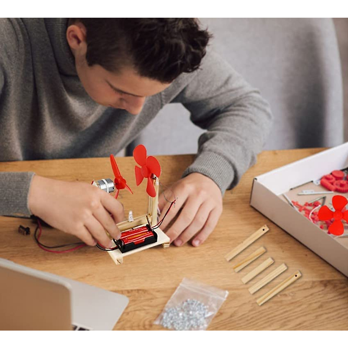 Pssopp DIY Wind Generator Toy 1.5V Small Motor Vertical Wind Turbines Electricity Power Generator Model Children Educational Toy Kit