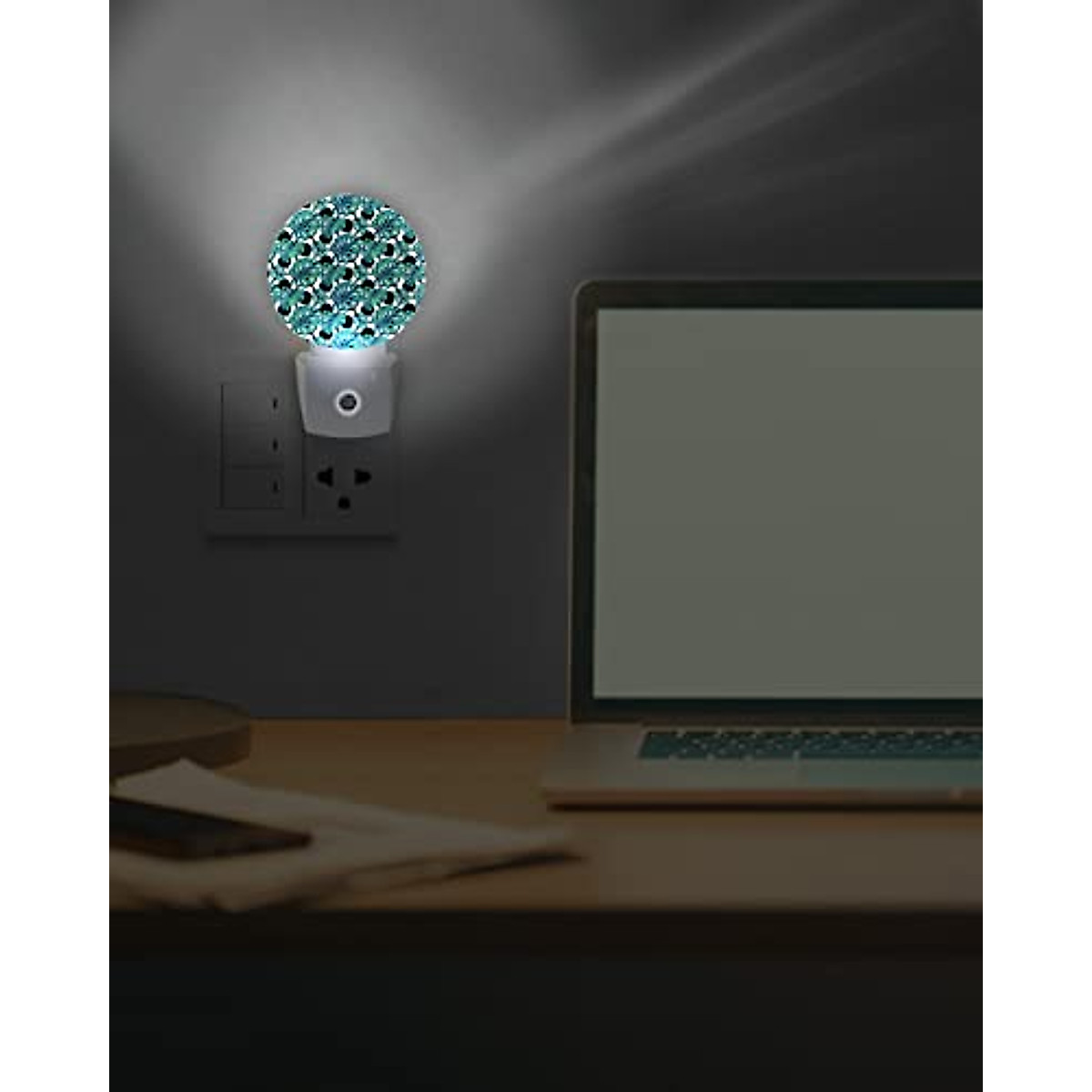 ILYBEEN Summer Monstera Tropical Leaves LED Night Lights Plug-in Nightlight with Auto Dusk to Dawn Sensor, Hexagon Texture Round Lamp for Bedroom,Hallway,Bathroom