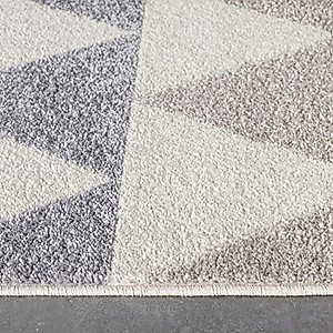 Well Woven Mystic Nova Ivory Modern Geometric 3'11" x 5'3" Distressed Area Rug, 3 ft 11 in x 5 ft 3