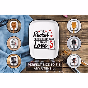 Hvukeke Ceramic Spoon Rest for Kitchen Stove Top Counter, Funny The Secret Ingredient Is Always Love White Spoon Holders for Chef, Mom, Grandma Cute Kitchen Gift