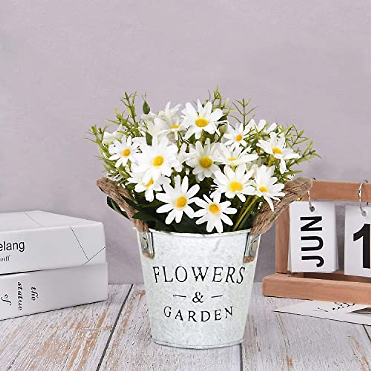 Artflower Artificial Daisy Pot Artificial Daisy Bouquet with Vase Silk Daisy Arrangements Bonsai for Home Office Wedding Party Stage Centerpieces Windowsill Decor, White
