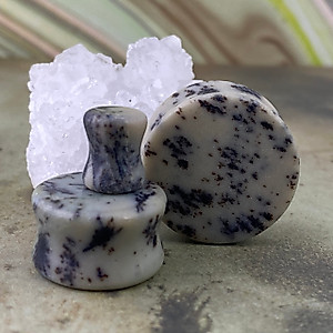 Mystic Metals Body Jewelry Pair of Grass Jade Stone Double Flare Plugs (STN-732) (7/8" (22mm))