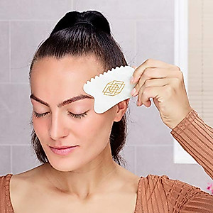 ILLUMINA BEAUTY Gua Sha Facial Tool, Unique 4-Edge Guasha Tool For Face, Jade Gua Sha Stone, Lymphatic Drainage Face Sculpting Tool