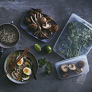 Stasher Re-Usable Food-Grade Platinum Silicone 64oz Bag for Eating from/Cooking, Freezing and Storing in/Sous Vide/Organising/Travelling, 26.05 cm x 20.95 cm, Clear