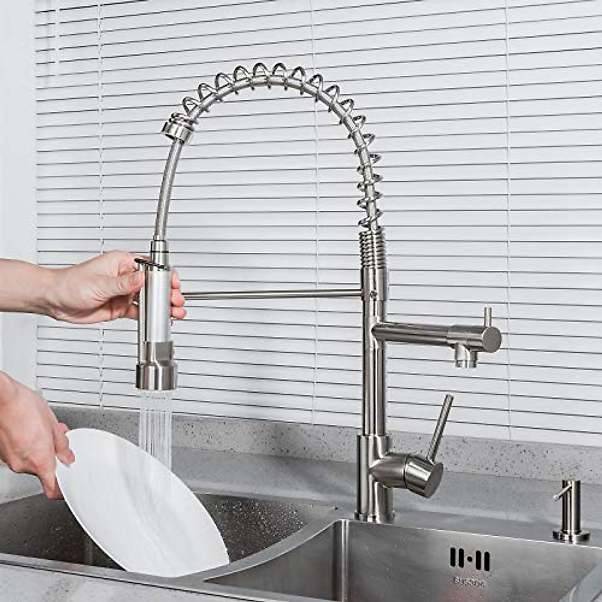 Kitchen Faucet with Pull Down Sprayer Contemporary Single Handle Kitchen Sink Faucet GAPPO Solid Brass Spring Kitchen Faucet Brushed Nickel