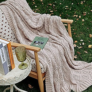 Naiveferry Knitted Throw Blanket with Tassel Brown, Super Soft Cozy Lightweight Fluffy Blanket Warm Woven Decorative Blankets for Women Men Bed Sofa Chair Couch Cover