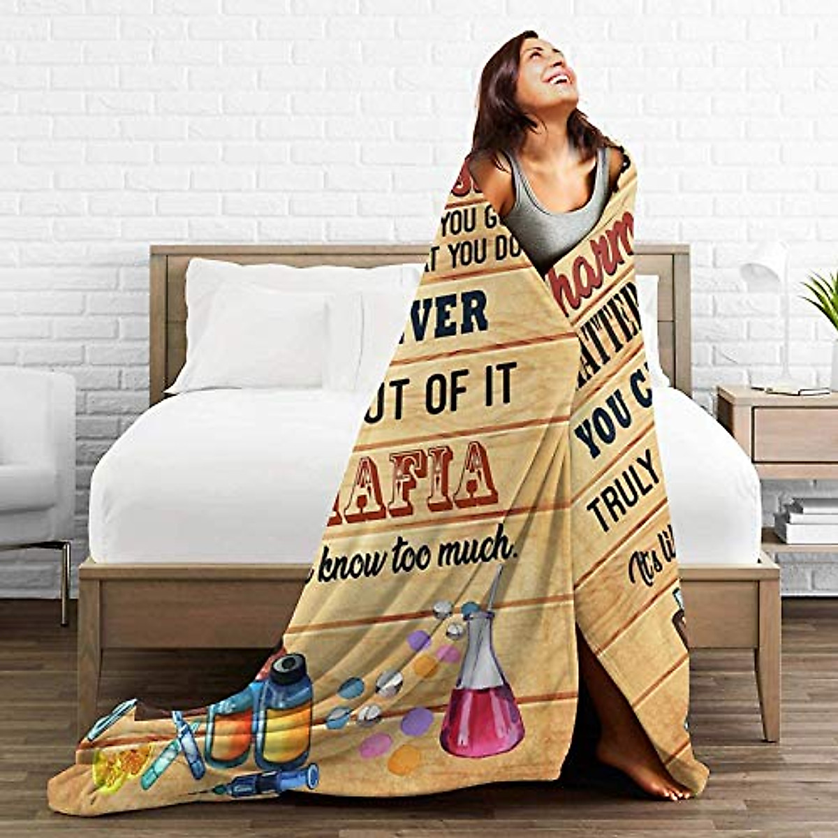 CHILL·TEK Blanket Once A Pharmacist Fleece Blanket Super Soft Throw Blanket Cosy Warm Flannel Blanket Lightweight Durable Sofa Blanket Luxurious Bed Blanket Gift for Men Women 50"x40"