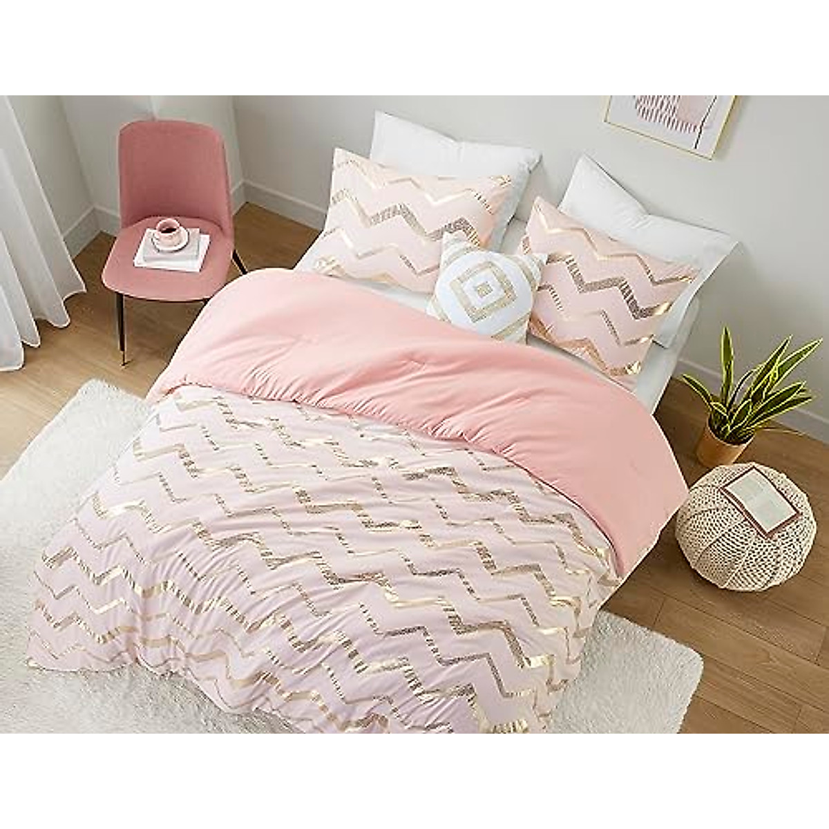 Codi Twin Comforter Set for Teen Girls, Cute Pink/Rose Gold Bedding Set for Girl Twin Size Bed, 3 Piece (1 Matching Sham + 1 Decorative Pillow)