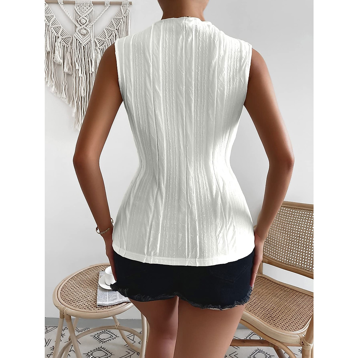 Verdusa Women's Sleeveless Mock Neck Textured Tank Top White S