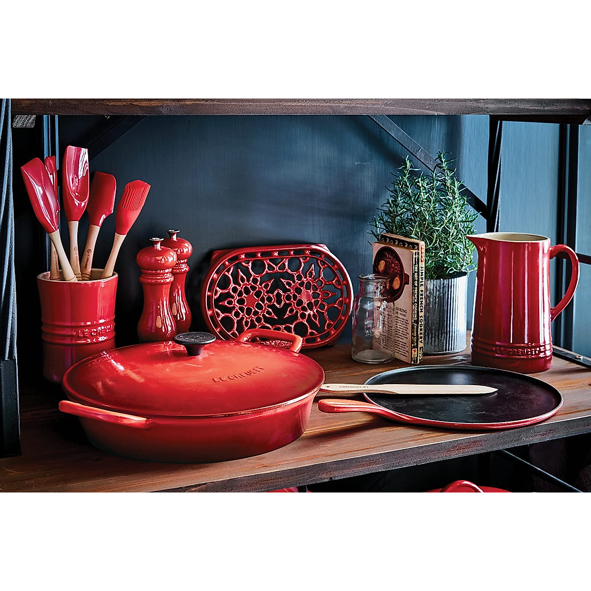 Le Creuset Enameled Cast Iron Crepe Pan with Rateau and Spatula, 10.75", Cerise
