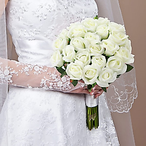 Hoteam 40 Pcs Artificial Roses Flowers Realistic Silk Roses Bouquet with Long Stem Roses Valentine‘s Day Fake Roses Bouquet for Wedding Centerpieces Bridal Shower Party Decor(White)