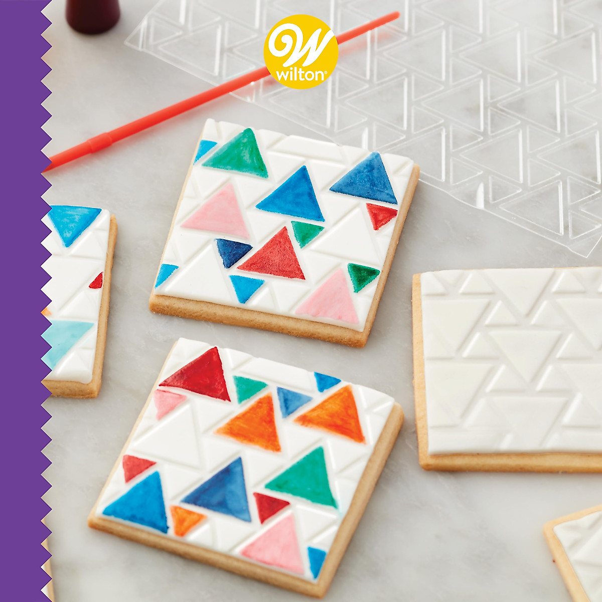 Wilton White Vanilla Decorator Preferred Fondant Pack 4.4 oz. (Packaging May Vary)