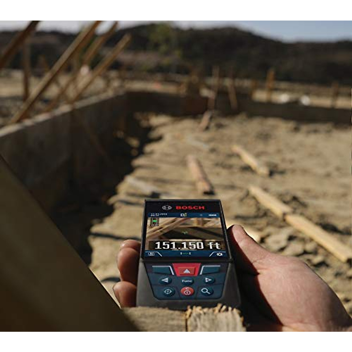 BOSCH GLM400CL Blaze Outdoor 400ft Bluetooth Connected Laser Measure with Camera & Lithium-Ion Battery