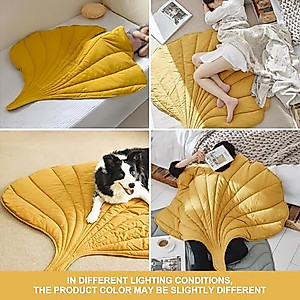 Dropshipful Cat Dog Blanket, Leaf Blanket Shaped Cushion Household Pet Blanket, 3D Yellow Leaves Blanket for Dog Bed and Cat Bed, Couch, Sofa