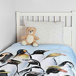 Penguin Throw Blanket, Adorable Super-Soft Extra-Large Penguin Blanket for Girls, Boys, Adults, Teen, Kids and Children, Fleece Penguin Blanket (50in x 60in) Warm and Cozy Throw for Bed Crib or Couch