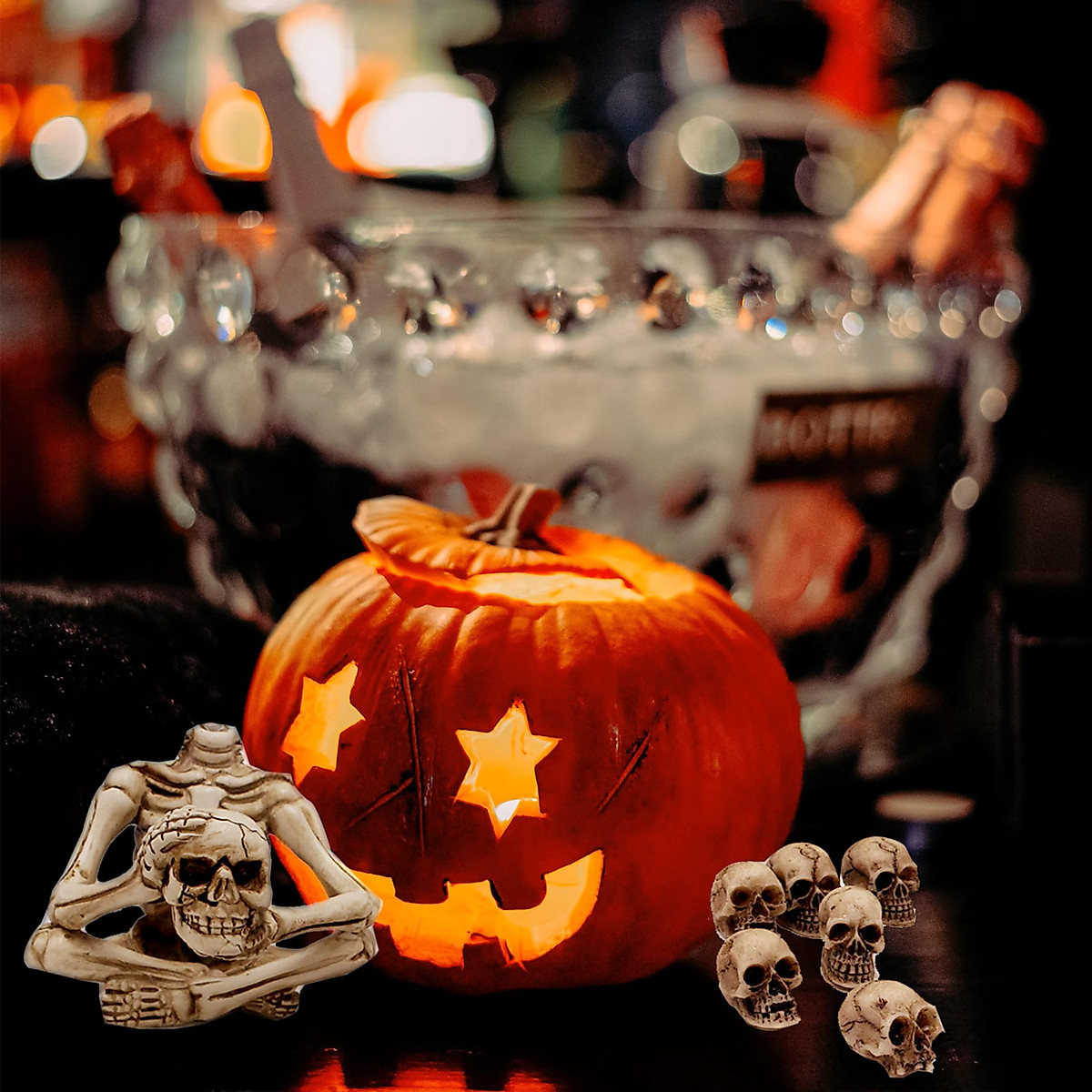 Upokjens 20Pcs Halloween Mini Skulls Figurine Decoration Realistic Looking Skulls for Halloween Home Haunted House Day of The Dead Decor Party Supplies