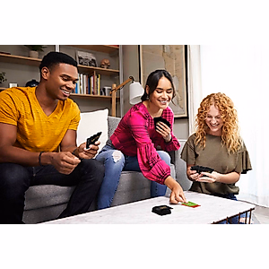 Mattel Games ​​UNO Minimalista Card Game for Adults & Teens Unique Collectible Gift Featuring Designer Graphics by Warleson Oliviera