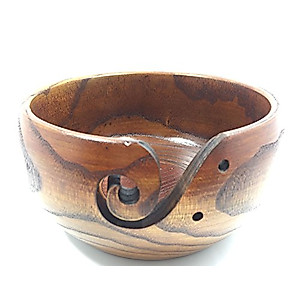 levylisa Wood Yarn Bowl Crochet Bowl Wood Knitting Bowl Yarn Holder Large Yarn Bowl Wooden Yarn Bowl with top Yarn Bowl for Knitting