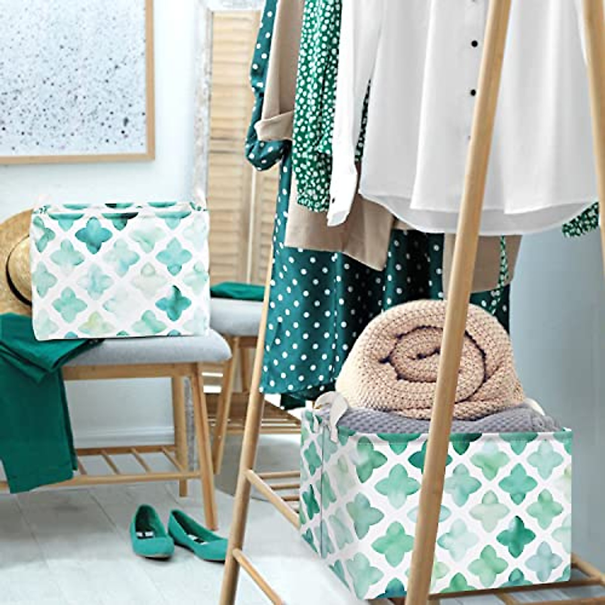 Clastyle Collapsible Green St Patricks Clover Storage Baskets Rectangle Shamrocks Leaf Storage Bin for Bedroom, 15.7 * 11.8 * 11.8 in