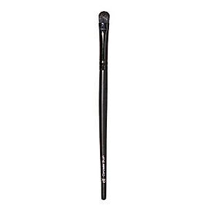 e.l.f. Cosmetics Concealer Brush, Flat Synthetic Brush is Ideal for Concealing Small Imperfections