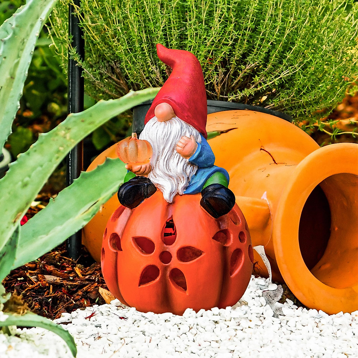 WONDHOME Solar Gnome Statues Spring Decor Pumpkin Gnomes with LED Lights Christams Gardening Gifts for Women Mom, Yard Art Sculpture for Patio Yard Lawn, Pumpkin Gnome