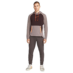 Nike Therma-FIT Men's Pullover Training Hoodie (Medium, Brown Basalt/Heather/Total Orange) DD2112-203