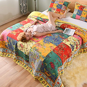 Hailea Boho Bedding Sets Queen Patchwork Quilt Set Vintage Floral Plaid Bedding Luxury Flower Quilt Lightweight Reversible Yellow Red Pink Bedspread Coverlets All Season, Boho Quilt Bohemia Quilt