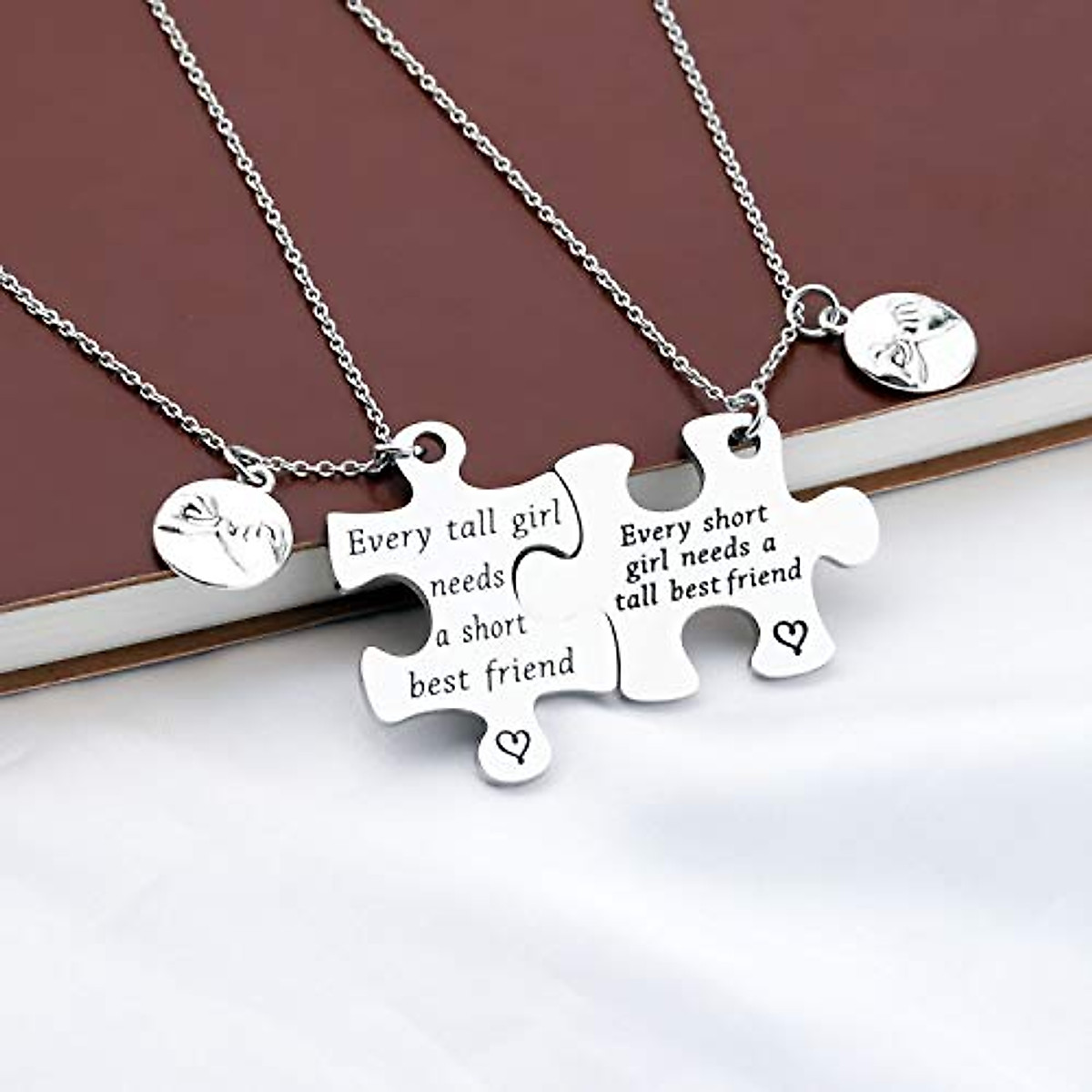 PLITI Funny Short Tall BFF Matching Gifts Best Friends Bracelet Set of 2 BFF Gift Every Short Girl Needs a Tall Best Friend BFF Friends Jewelry Set Friendship Gift Bestie Gifts (short tall necklace)