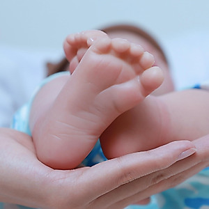 Kaydora Reborn Baby Dolls -22 inches Sleeping Realistic Reborn Baby Dolls Boy with Lifelike Soft Body Presented in Gift Box for Kids 3+