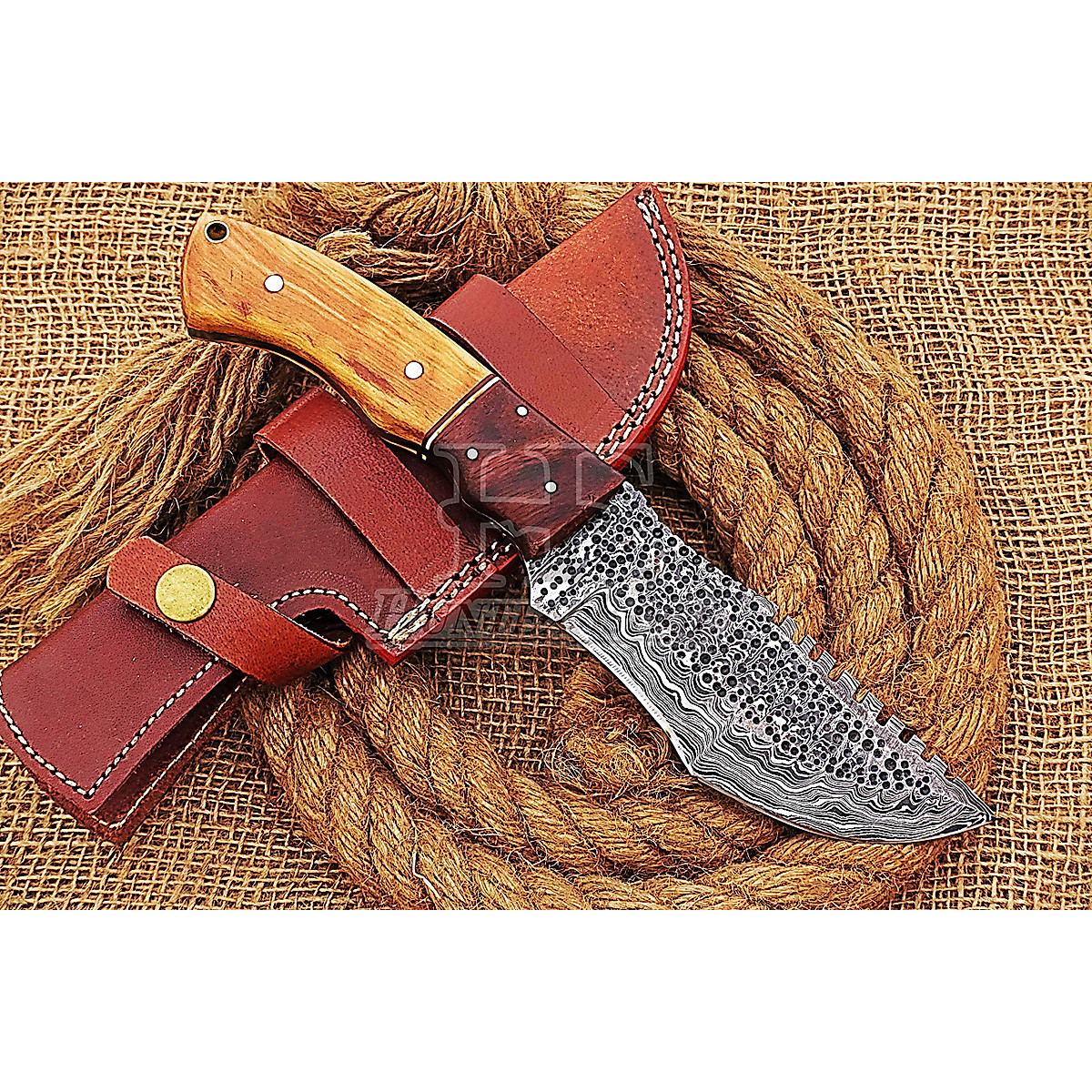 HUNTEX Handmade Exposed Hand-Forged Ladder Pattern Damascus Steel 10 Inch Long Full Tang Oak Wood Handle Razor Sharp Hunting Camping Tracker Knife w/Genuine Leather Pouch