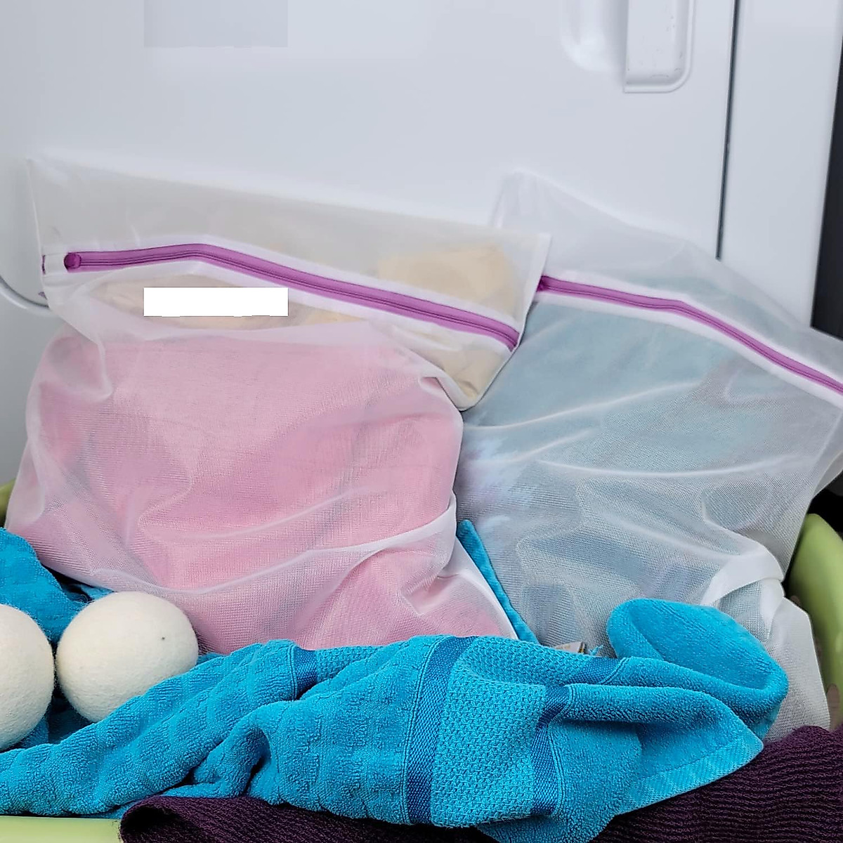 WashGuard Large Mesh Laundry Bag for Delicates – Durable & Reusable Washing Net for Lingerie, Hosiery, and Garments – Eco-Friendly, Single Pack – Ideal for Home and Travel