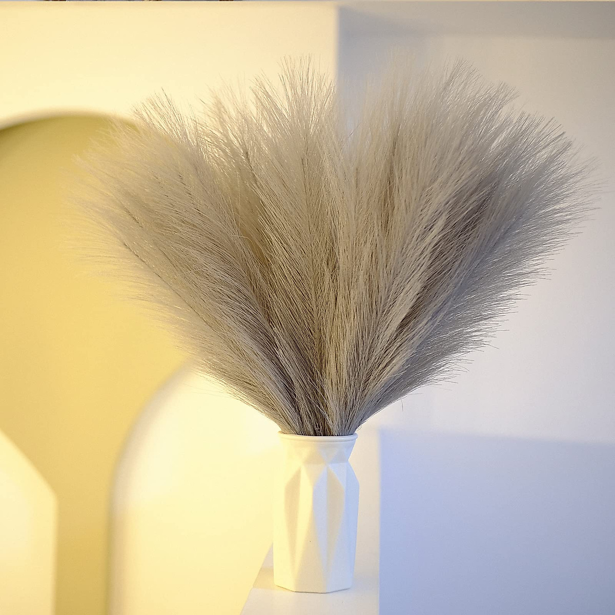 Faux Pampas Grass 6 Stems Small Artificial Pampas Grass 18'' No-Shedding Short Fake Pampas Grass Pompass Fluffy Plants Boho Decor for Centrepiece Living Room Home Office Wedding, No Vase (Grey)