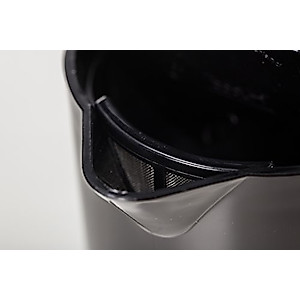 Bodum Bistro Electric Water Kettle, 34 Ounce, 1 Liter, Black