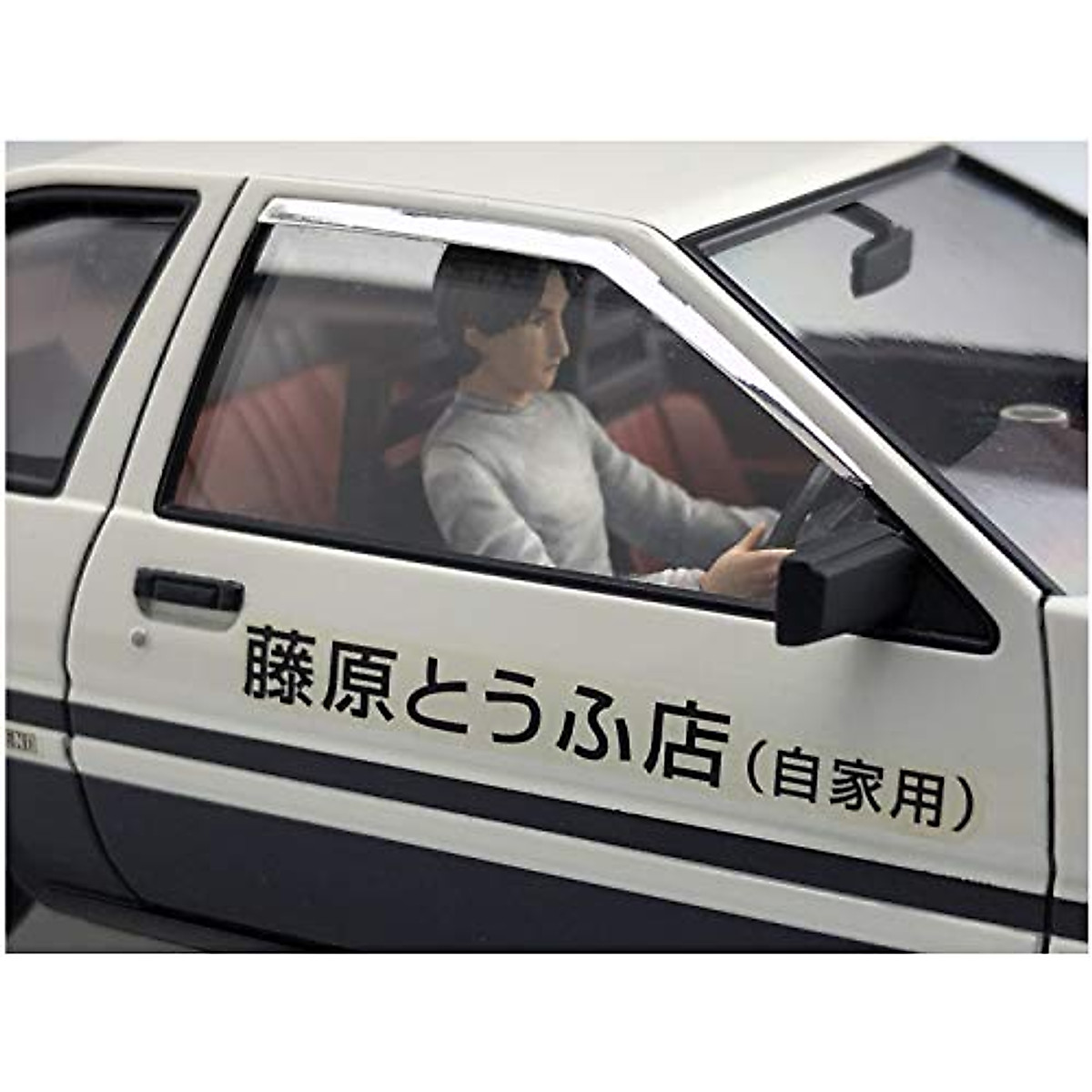 Aoshima Initial D: Fujiwara Takumi AE86 Trueno with Figure 1:24 Scale Model Kit