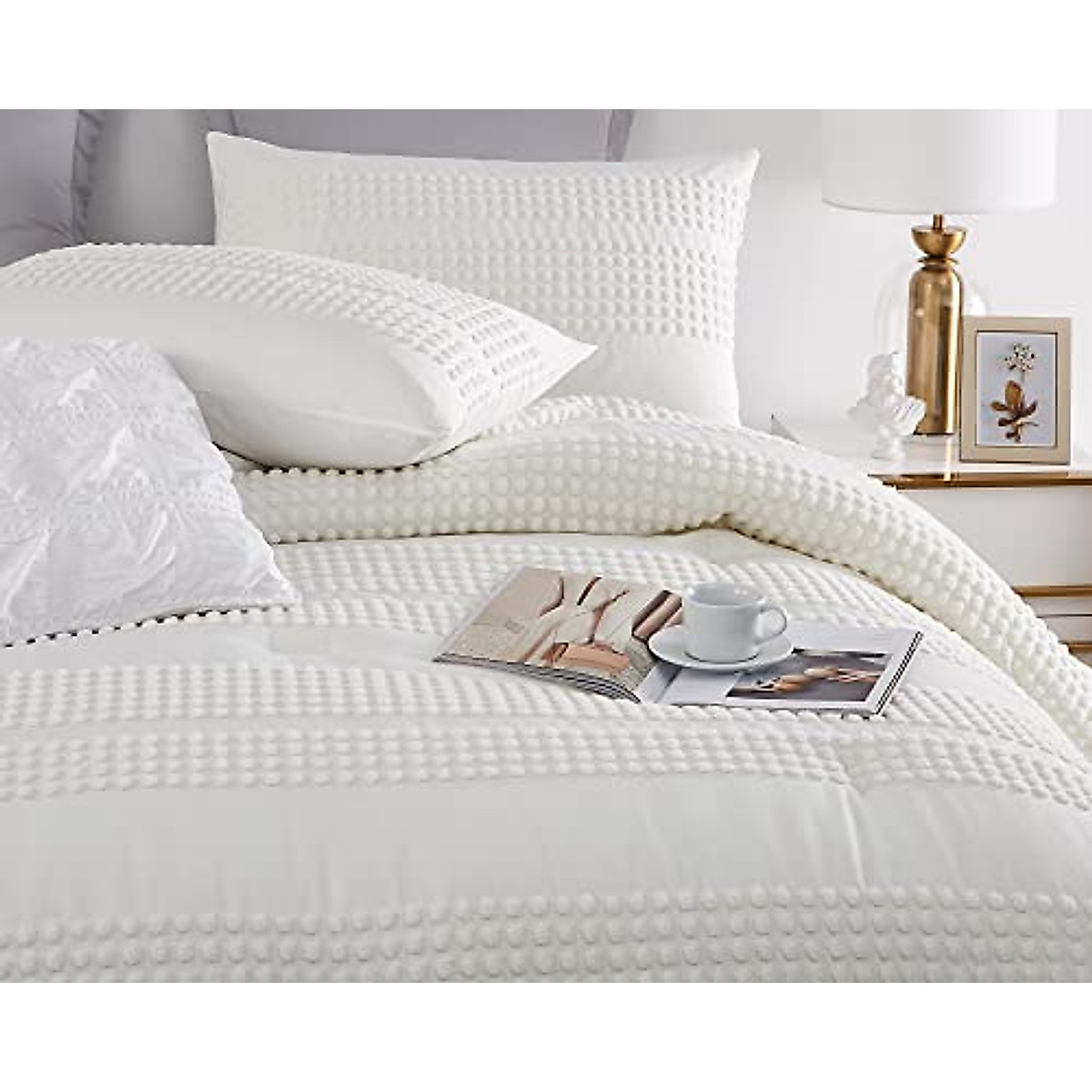 Cupocupa King Size Comforter Set;White Comforter Boho Tufted Lightweight Bedding Sets 3PCS Pom Pom Comforter Soft Jacquard Comforter with 2 Pillow Cases for All Season