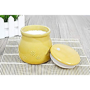 Ceramic Relief Bee Honey Jar Food Storage Jar Candy Dish Snack Can with Seal Lid