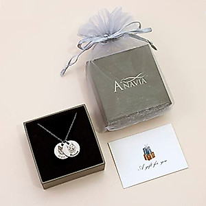 Anavia Personalized Pet Portrait Necklace, Handmade Pet Dog Cat Memorial Jewelry Gift, Customized Round Disc Photo Engraved Necklace Pet Gifts for Animal Lover Dog Mom(1 Disc, Silver)