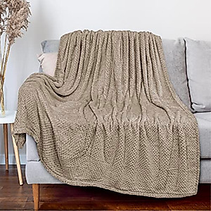PAVILIA Waffle Fleece Throw Blanket for Couch Bed Tan Taupe, Super Soft Fuzzy Cozy Blanket Sofa, Plush Warm Cute Decorative Home Decor Throw, Lightweight All Season, Beige Camel Brown, 50x60