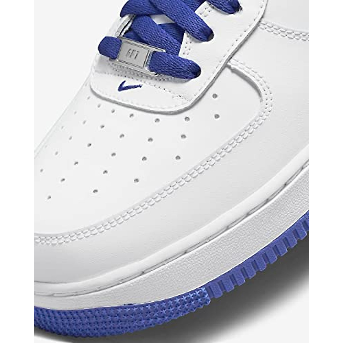 Nike Men's Air Force 1 '07 An20 Basketball Shoe, White/Medium Blue, 9