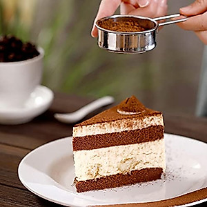 Metal Colander Stainless Steel Handheld Flour Sifter: Flour Sieve Fine Mesh Strainer Mesh Powder Colander with Handle for Bake Decorate Cakes Pies Pastries Cupcakes Household Gadgets