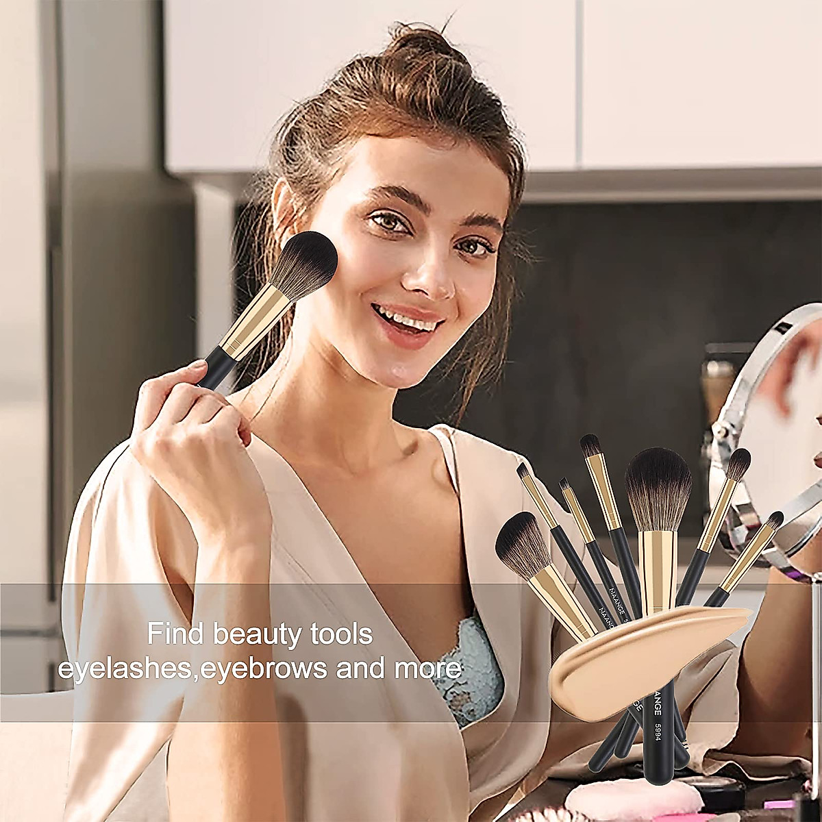 Makeup Brushes,MAANGE 10 PCs Travel Professional Makeup Brushes Set with Case,Foundation Kabuki Blush Eyeshadow Make Up Brush with Makeup Sponge and Brush Cleaner(Blackgold)