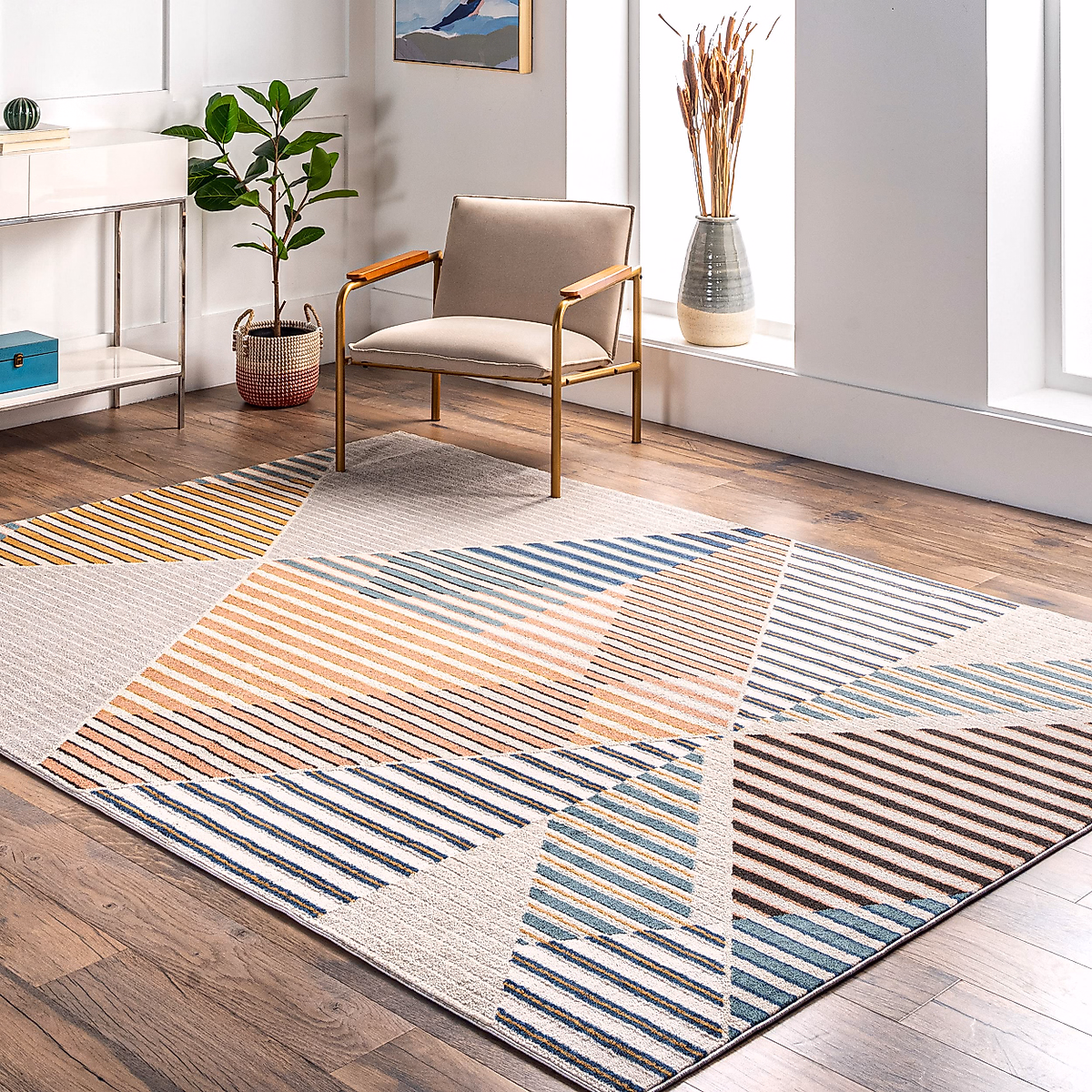 nuLOOM Skyler Contemporary Geometric Diamond Area Rug, 4x6, Beige