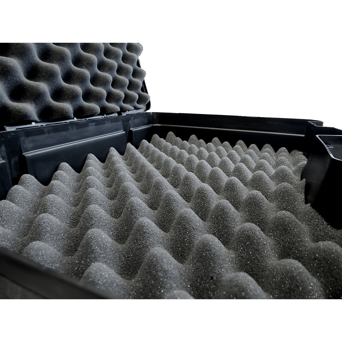 Casematix Studio Travel Hard Case Compatible with Studio Usb Desktop Stereo Recorders Focusrite Scarlett 2i2 , 6i6 , 2i4 , 18i8 , Solo Compact Usb Audio Interfaces and Recording Accessories